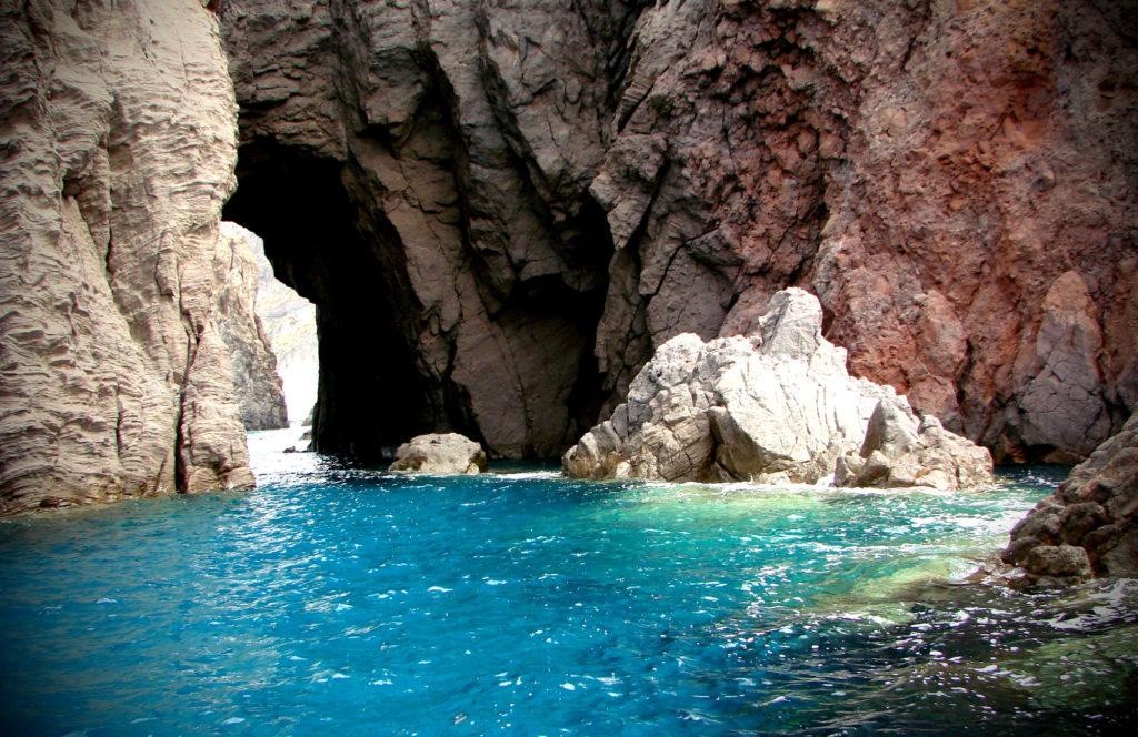 Grotta del Cavallo Vulcano - Pro Loco Isole Eolie - Lipari